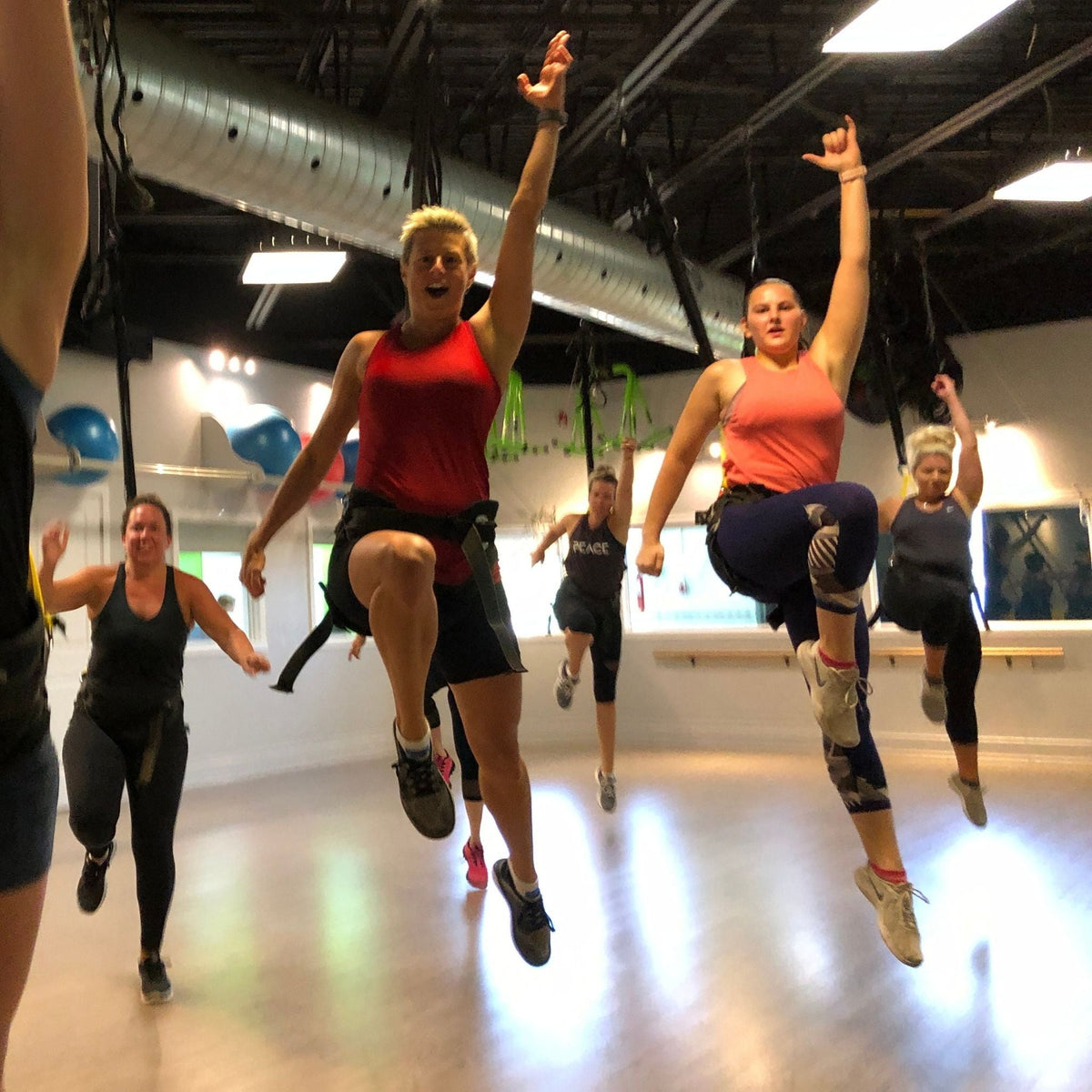 Bungee Workout ⎮Cours en groupe- Adulte ⎮Studio Moov Boisbriand